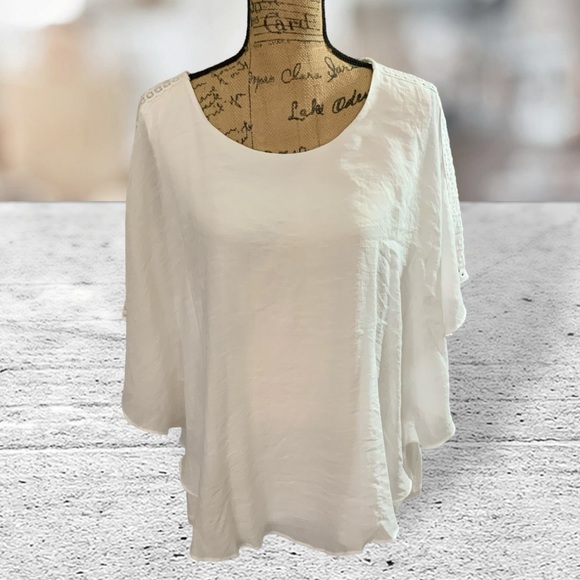 JM Collection | Tops | Jm Collection White Crochet Blouse Nwot Batwing ...